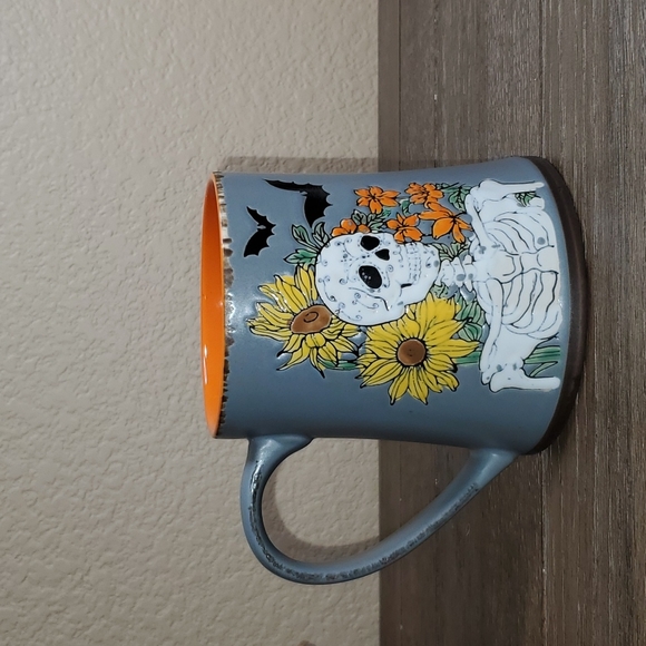 Spectrum Designz | Dining | Spectrum Designz Halloween Theme Mug | Poshmark